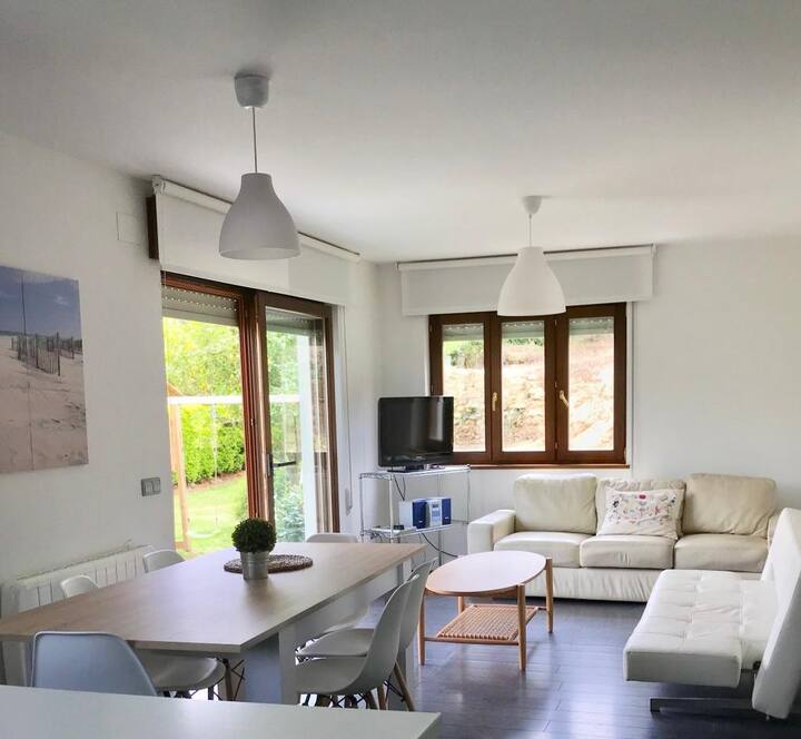 Vivienda Con Jardín Y Vistas Al Mar - Ribadeo