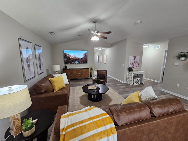 Cozy Charming Cottage-style Home - Hamilton, OH