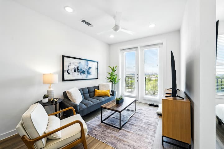 Private~king Bed Luxury Condo~dtview~pet Friendly - Austin, TX