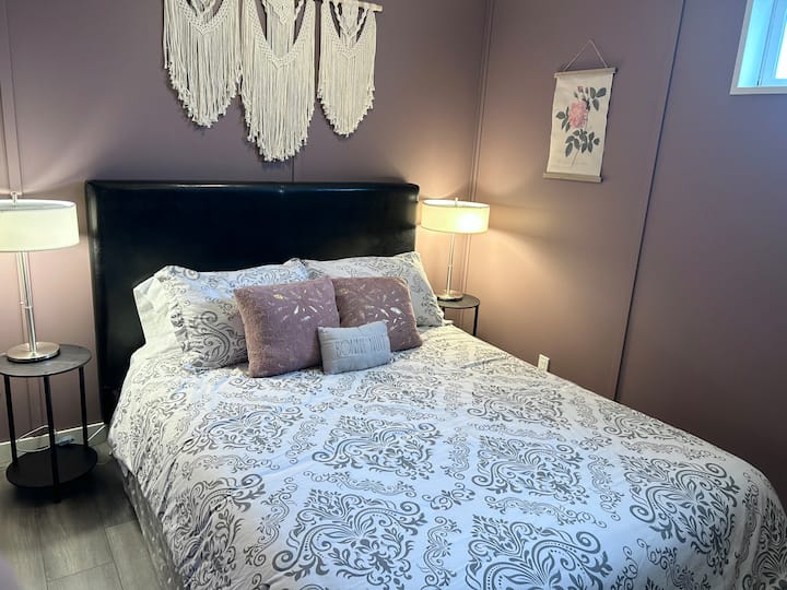 Happy Hideaway-cozy-1bdr-private-spotless - Prince George