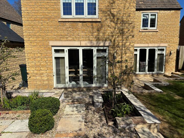 Cherry Tree House - Holiday Home In The Cotswolds - Oxfordshire
