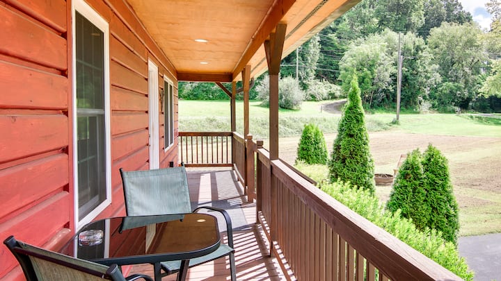 Smoky Mountain Cabin By Tuckasegee River! - Cherokee, NC
