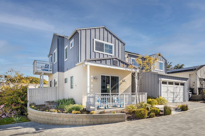Large 4 Bedroom Close To Beach - Encinitas, CA