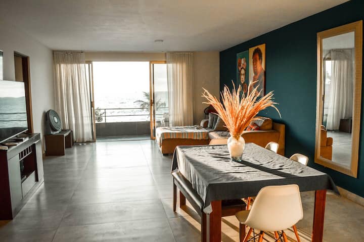Departamento Frente Al Mar (Olas Altas) - Mazatlan