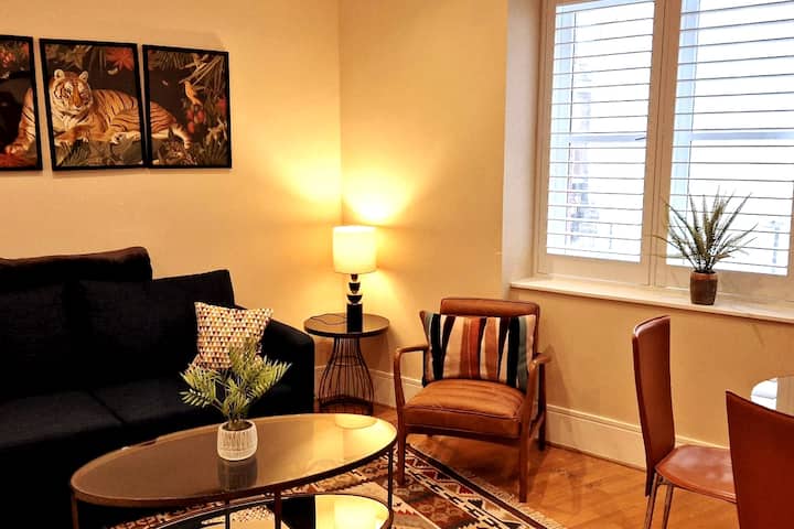 Central London 1 Bed - London