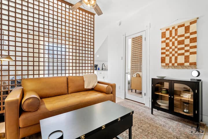 Holland Studio B - Holland, MI