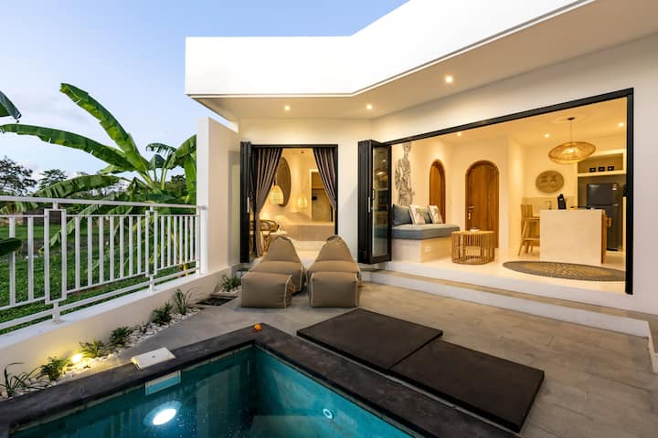 New! Villa Lyalya - 1br Villa In Kerobokan - Seminyak