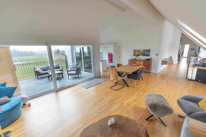 Wohlfühloase Mit Bergblick - Alpy