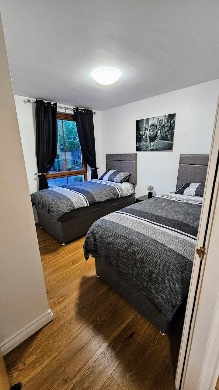 Brooklands Newcastle Codown Ground Floor Apartment - Newcastle