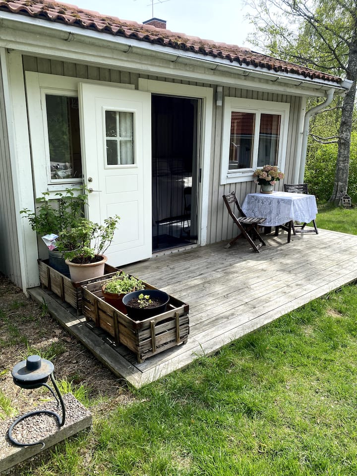 Lilla Grå!
Ett Hus I Trädgården - Vaxholm
