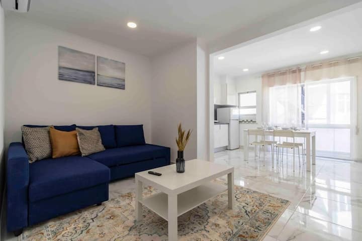 Stunning Beach View Apartment - Armação de Pêra