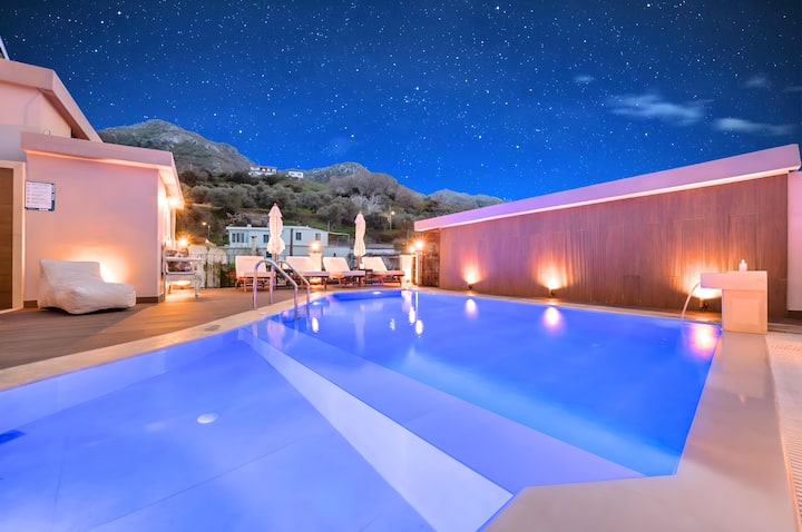 Petroktisto Luxury Villa Pool & Jaccuzzi - Kreta