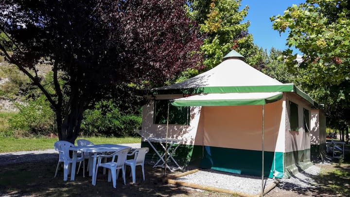 Bungalow Toilé + Sanitaire Du Camping - Embrun