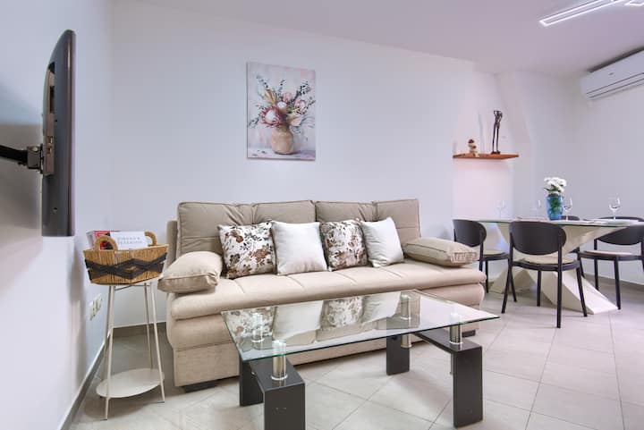 Pula Center Apartment In The Heart Of The City - Pula