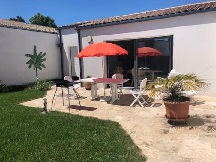 Belle Maison Moderne Et Agréable - La Rochelle