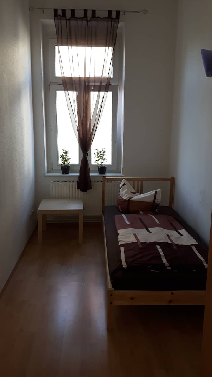 Einfache Zentrale Wohnung Für Monteure Nahe Bmw - Taucha