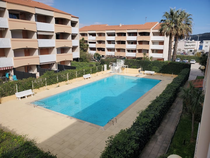 T2 Climatisé, Résidence Avec Piscine, Tout à Pied - La Seyne-sur-Mer