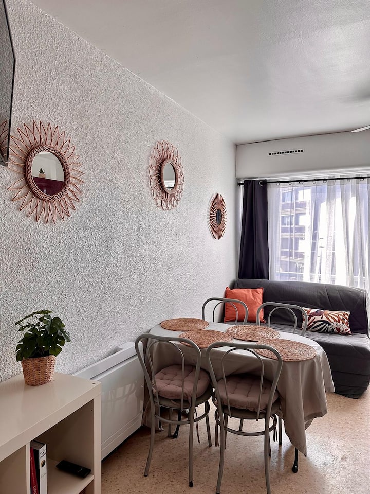 Studio Avec Coin Nuit, Parking Et Ascenseur - Balaruc-les-Bains