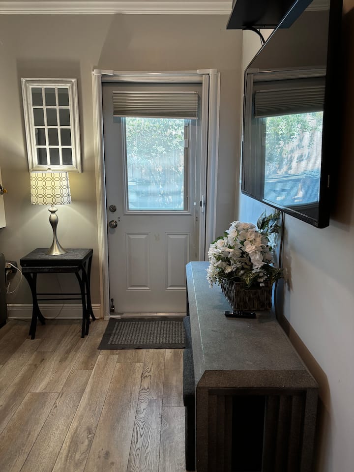 1 Bdrm Apartment / Suite In Home - Clearwater