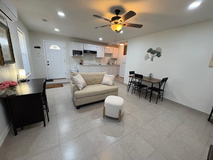 Departamento Acogedor - Laredo, TX