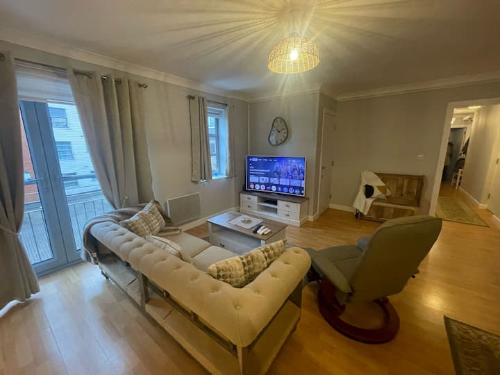 Riverside 2 Double Bedroom Flat - Mersea Island
