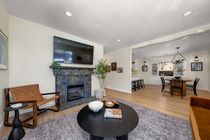 Modern & Stylish Mission Hills Neighborhood Escape - San Diego