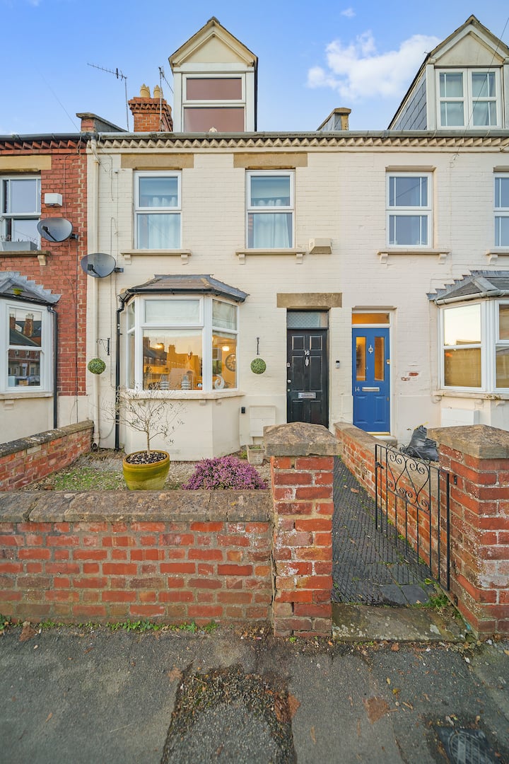 Cotswolds Near Swindon/3bd/1.5bath/garden/central - Cirencester