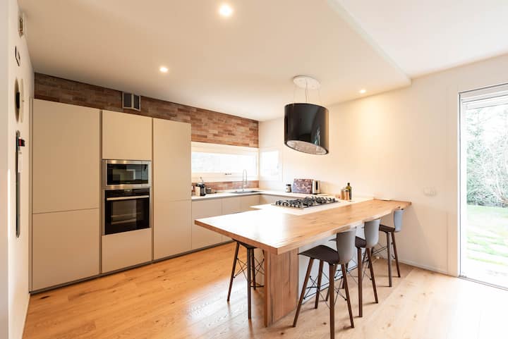 Guesthost - Exclusive Villa With Private Garden - Padua