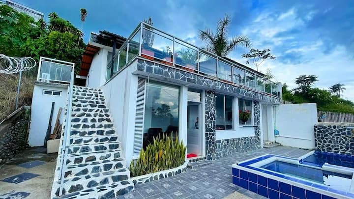 Casa Campestre Villa Carolina - Montenegro, Colombia