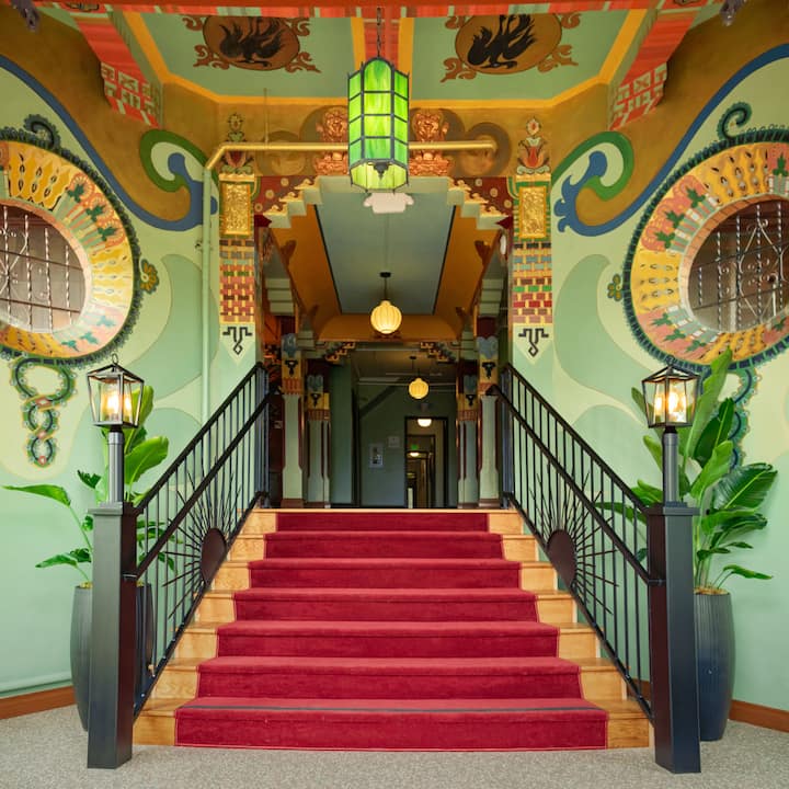 Historic Hideout By Walk Of Fame - Los Angeles, CA