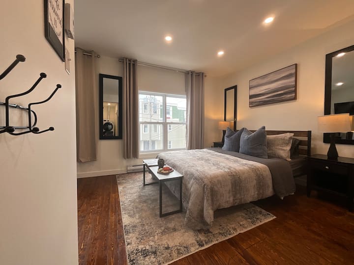 The Quarters On Queens - Flat 3 - Canada