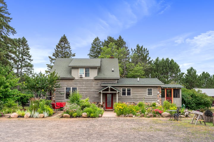 The Farmhouse
No Cleaning Fees! 
Access To Trails! - Brule River State Forest, Brule