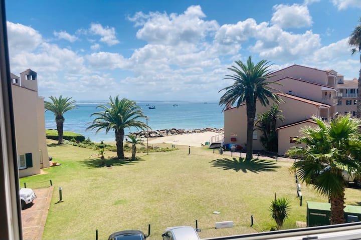 3 Skipper At The Port - Saint Francis Bay
