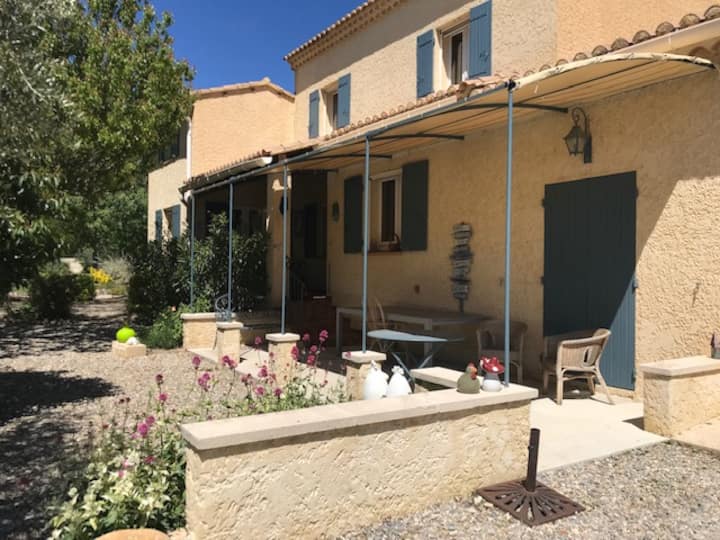 Très Belle Villa à Louer Bedoin - Malaucène
