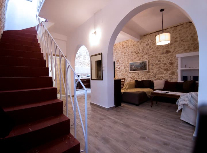 Ariadne's Stone Private House - Héraklion