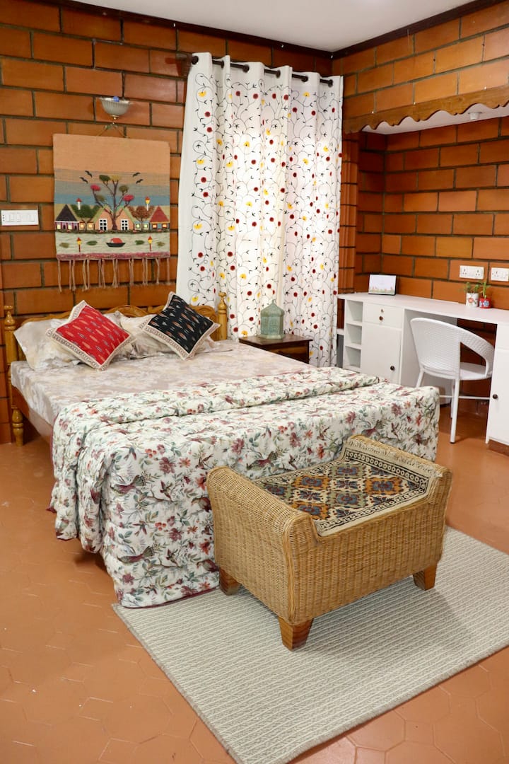 Cozy Room In A Boho Styled Hillview Cottage - Coonoor