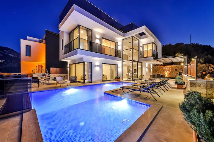 3 Yatak Odalı Kiralık Villa - Kalkan