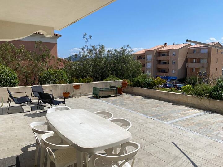 Appartement Centre Ville T4 - L'Île-Rousse