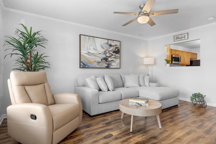 2br/1.5ba – Close To Base, Beach And Local Shops - Jacksonville, NC