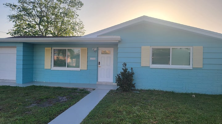 Sunny Blue Retreat - Hudson, FL