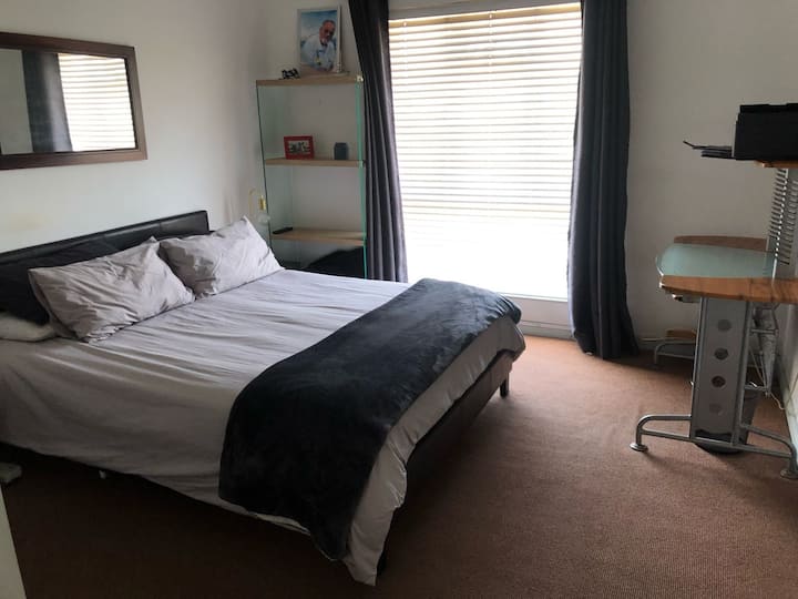 Close To The Beach In Milnerton - Cape Town