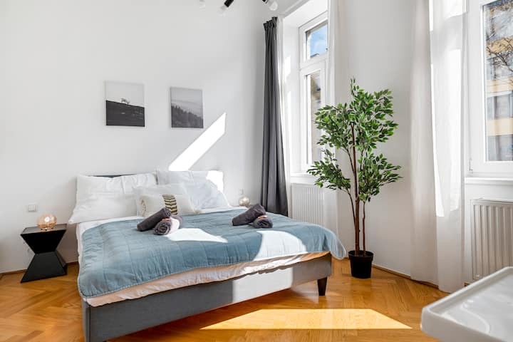 Stylish 2br-apartment Near Schönbrunn Palace - Viyana