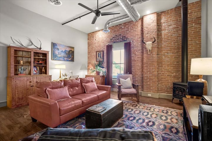 Story Block Suite 1 Br *Best Location In Town* - Ouray, CO