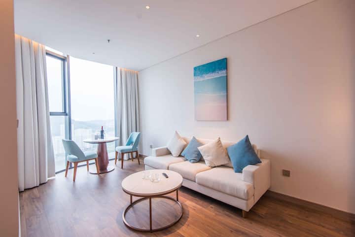 High-floor City View Studio – By A La Carte. - China