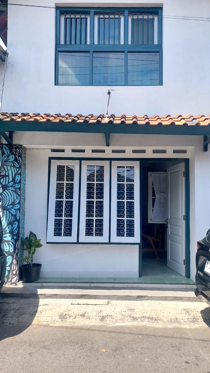 Gemaripah Family Guesthouse - Yogyakarta