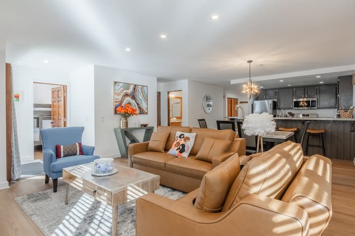 Walk To Canyon Lodge | 3br Condo - Mammoth Lakes, CA