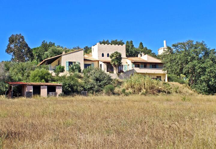 Maison De Vacances Avec Piscine Et Spa - Le Boulou
