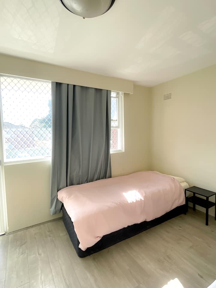 Private Master Room In Campsie - Strathfield