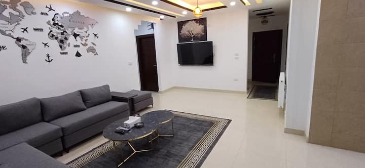 اجمل شقة في شارع المطار - Amman