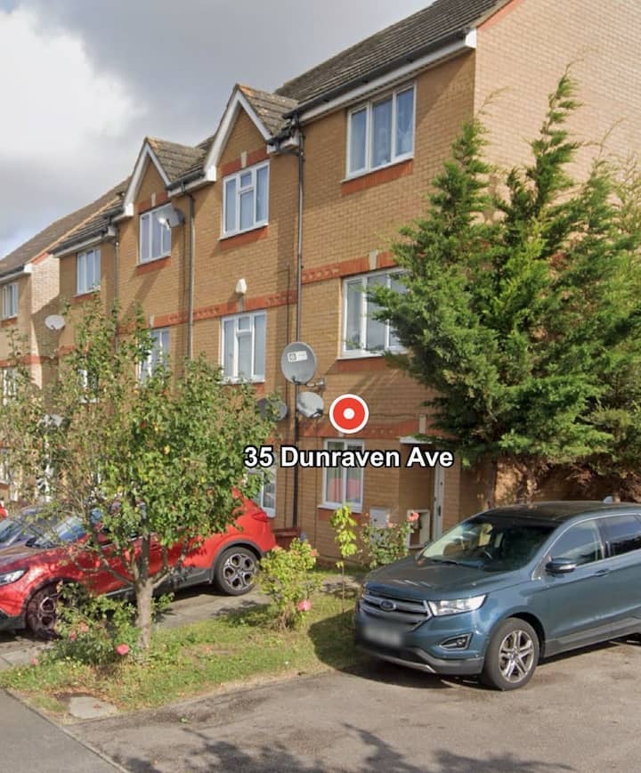 Your Calm & Spacious Retreat! - Luton